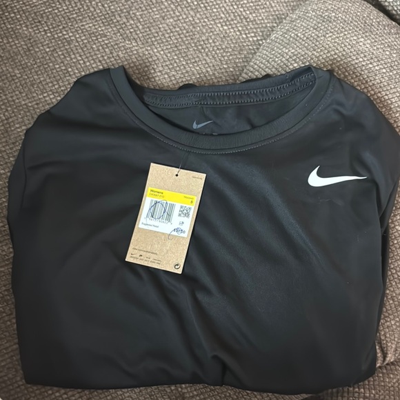 Nike | Tops | Nike Black Drifit Tshirt | Poshmark